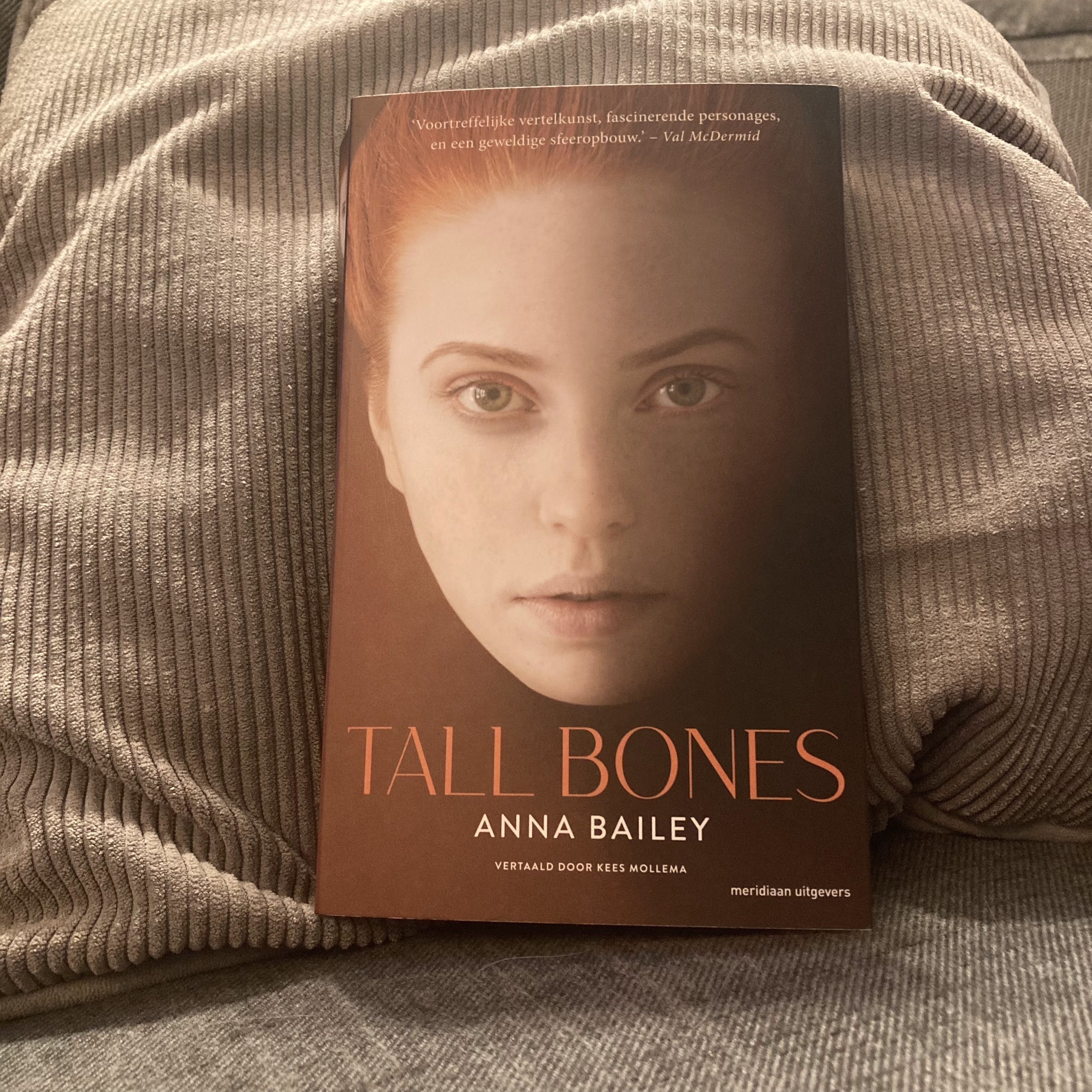Tall Bones – Anna Bailey – Het Boekenrijk